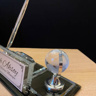 Personalized Name Plate for Deskminimalist Desk Sign on Clear - Etsy