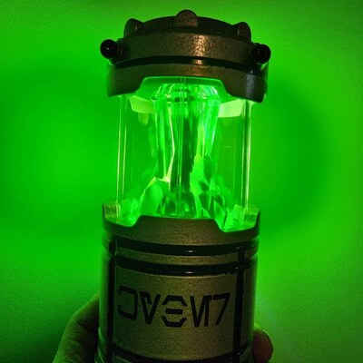 Raw Kyber Crystal Display Container - Etsy