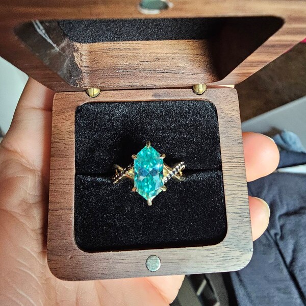 Vintage Three Stone Diamond Ring Portuguese Cut Moissanite Engagement ...