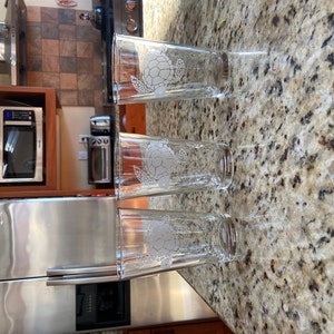 Etch Mr and Mrs With Wedding Date and State Etched Glasses for Bride ...