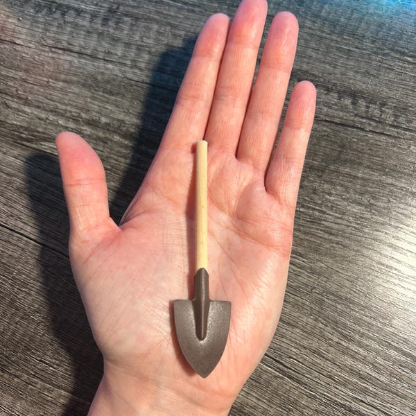 Miniature Skeleton Bones, Miniature Shovel, Mini Pile of Bones Plastic ...
