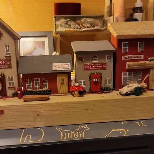 Christmas Nativity Set in Wooden Stable With Lights. Nativity Scene and ...