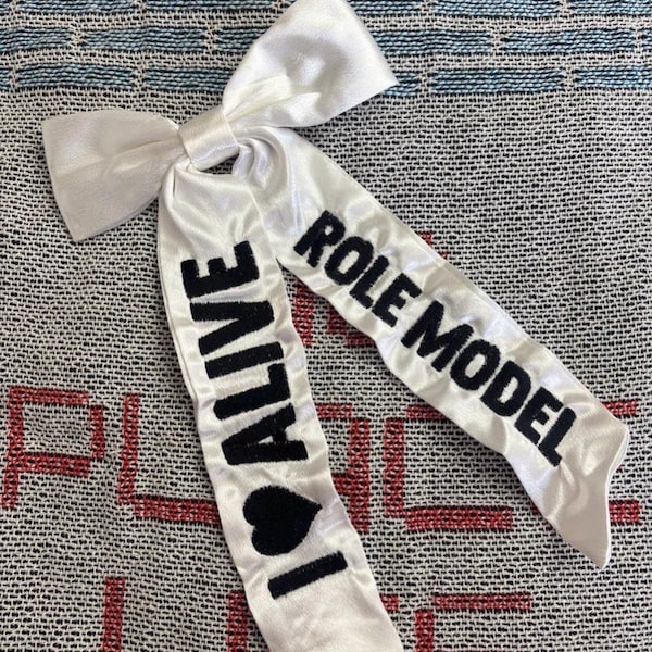 Olivia Rodrigo Custom Embroidered Festival Concert Bows, Gifts for Her ...