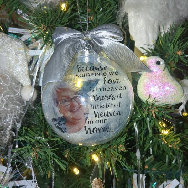 Memory Bauble, With a Photo of Your Loved One With a Beautiful White ...