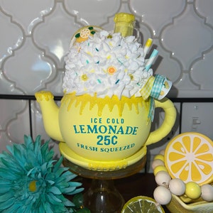 Fresh Squeezed Lemons Mini Bookstack, Lemon Themed Decor, Lemons ...