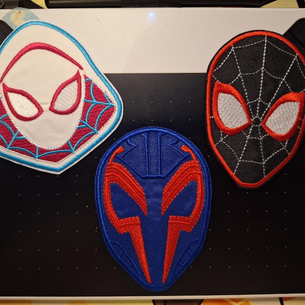 Spider-gwen, Gwenom Chest Logo Iron-on Embroidered Patch, Costume, Pins ...