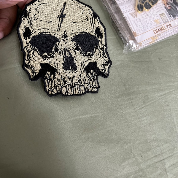 Embroidered Gold Lightning Skull Patch - Etsy