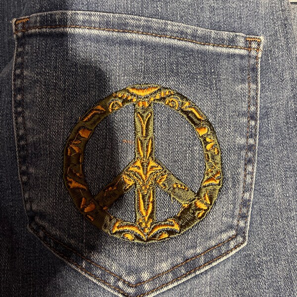 Zentangle Peace Sign Embroidery Design – Instant Download (commercial ...