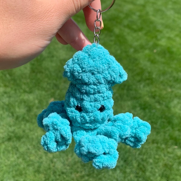 Crochet Squid Keychain PATTERN, No Sew Amigurumi Plushie, Baby Octopus ...