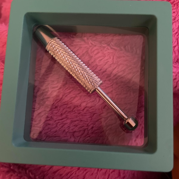Prong Holder Body Piercing Tool, Pick-up Tool, Screw Holder, Bead ...
