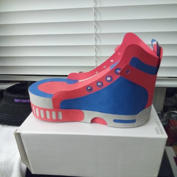 3D Sneaker Gift Box Svg 3D Sneaker Box Trainer Gift Box for Cricut and ...