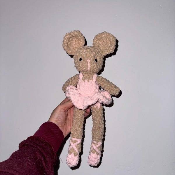 Brie Mouse + Mermaid Tail Mod CROCHET PATTERN (fable Collection) - Etsy