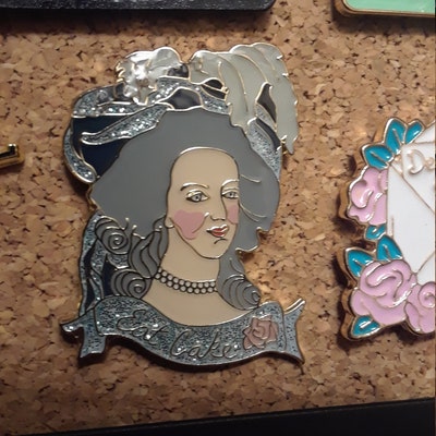 Daenerys Targaryen 'game of Thrones' Enamel Pin - Etsy