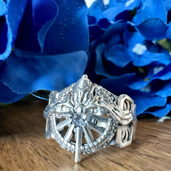 Ring of Legend Lucii, Handmade Final Fantasy Ring, Regis Lucis Caelum ...