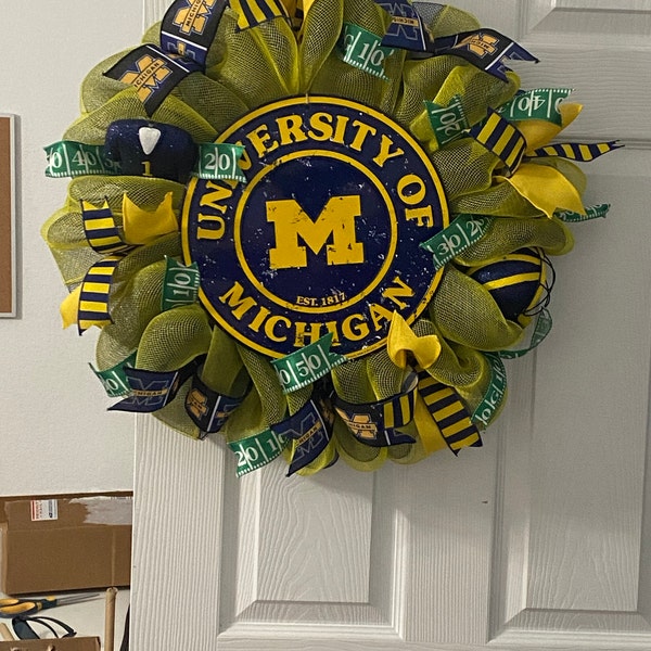 12" Diameter University of Michigan Wolverines Officially Licensed ...