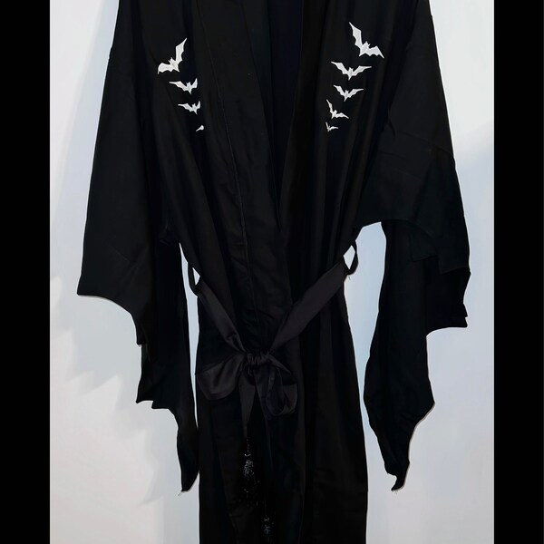 Nightfall Black Bat Vintage Robe - Curvy - Etsy