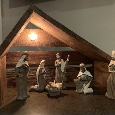 Rustic Lighted Handmade Wooden Nativity Manger Stable Reclaimed Cedar FAST SHIPPING - Etsy