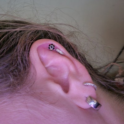 Black Stud Earrings, Black Earrings, Tiny Studs, Small Studs ...