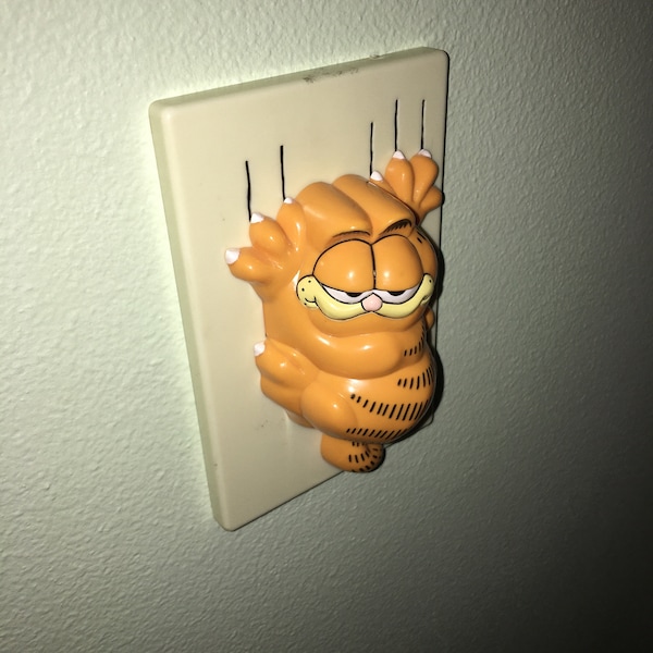 Gorgeous Collectible and Vintage Rare Light Switch Garfield, Cat ...