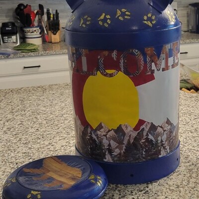 DAMASK FLOURISH STENCIL Stick & Style Cece Restyled Stencil - Etsy