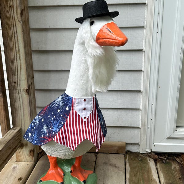 AFC / Cincinnati Bengals Goose Dress/goose Clothes/concrete Goose/lawn ...