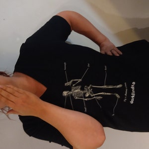 Vampire Bat Grotesque Damask Wallpaper - Etsy