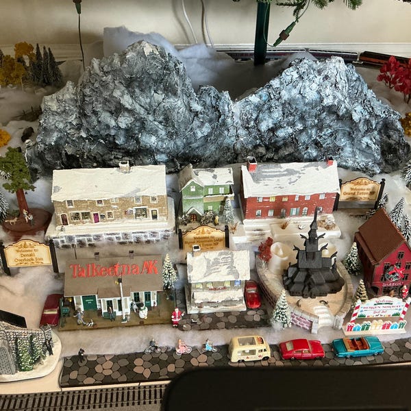 HALLOWEEN Fall Village Display Platform for Lemax / Department 56 ...