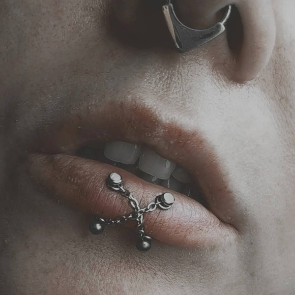 Vertical Labret Piercing Chain, Piercing Chain, Lip Piercing, Lip ...