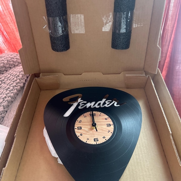 GUITAR PICK Fender Strat Vinyl Record Clock - Etsy