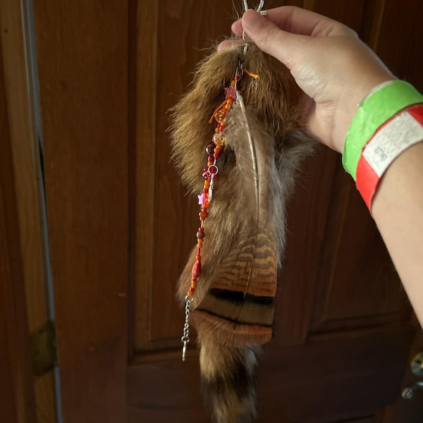 Custom Beaded Tail Keychain for Therians, Furries, Cosplay, Alternative ...