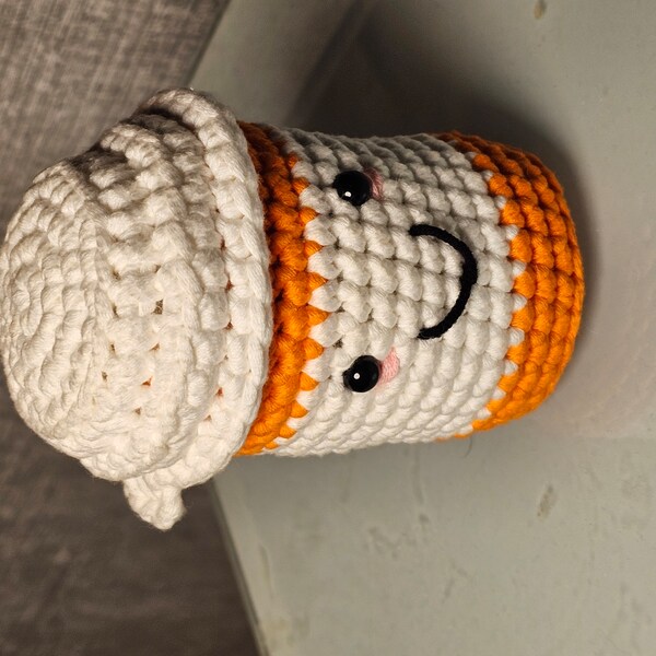 Amigurumi Pill Bottle Crochet Pattern. DIY Medicine Bottle. PDF Pattern ...