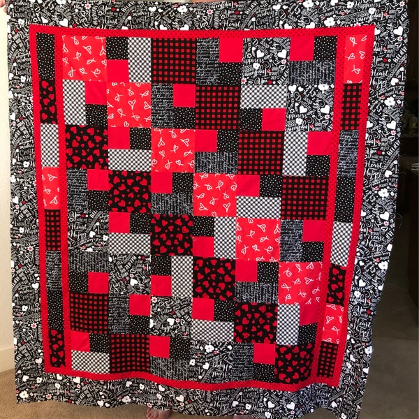 Enigma Fat-quarter Quilt Pattern, Beginning Quilt Pattern, Easy to Sew ...