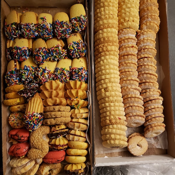 Assorted Italian Cookies (1 Lbs) - Etsy