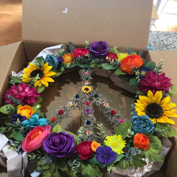 18 Bright Peace Sign Wreath - Etsy