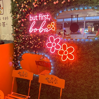 Acrylic Street Light Box Signboard Shop Logo Sign Personalized Business ...