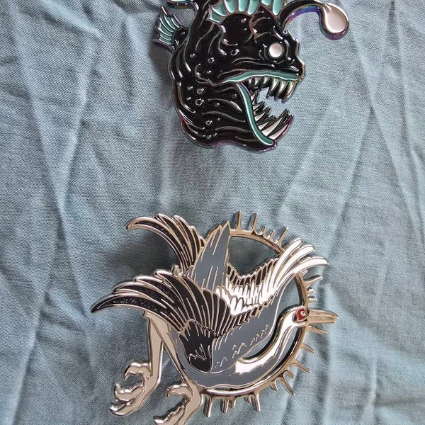 Secretary Bird Silver Hard Enamel Pin: Bird of Prey Badge - Etsy