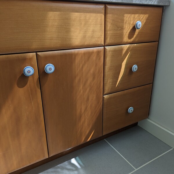Round Ceramic Dotted Flower Knob, Scandinavian Inspired Cabinet ...