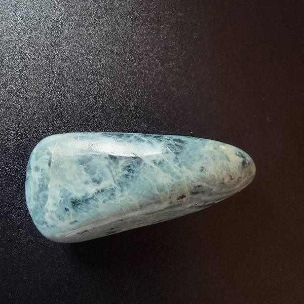 Blue Jade Crystal Tumbled Stone Polished Gemstone / Spirituality Guides ...