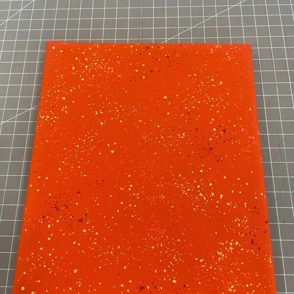 Fabric Color Blends Speckled Texture Vermillion Quilt Cotton QT Fabrics ...