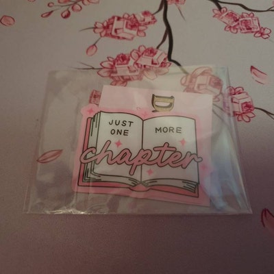 Bookworm Club Bookmark Pink White Tassel Book Lover Reading Bookish ...