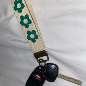 Retro Flower Smiley Face Keychain Wristlet / Key Fob/ Smiley - Etsy