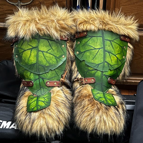 Pauldron: Leaf Faerie Armor, Leather, Handcrafted - Etsy