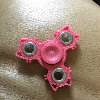 Cat Themed Fidget Spinner Toy Colour Changes for Smaller Hands Great ...