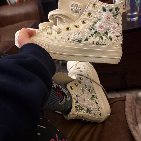 Custom Embroidered Converse High Tops Chuck Taylor 1970s/ Embroidered ...