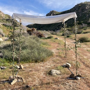 Ivory Chuppah With Lace Edge, Hand-held Chuppah for Jewish Wedding ...