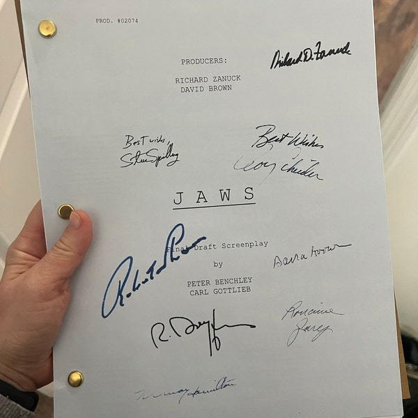 Jaws Movie Script Signed Autographed Steven Spielberg, Roy Scheider, Richard Dreyfuss, Robert ...