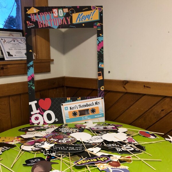 Printed and Shipped 90's Theme Photo Booth. Coroplast Photo Booth. - Etsy