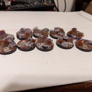 LAVA FLOW Custom Miniature Bases | Etsy