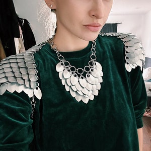 Silver Scalemail Chainmail Harness Shoulder Pauldrons Shroud - Etsy