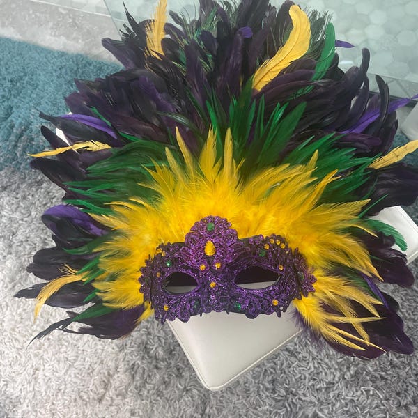 Black Bird Curved Beak Long Nose Skull Face Mask Top Feather Halloween ...